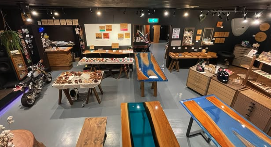 WOOD FACTOR – ココイロ | 地域に根ざした愛されお店ガイド